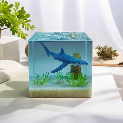 Reslol Stunning Ocean Shark Resin Cubic Ornament - Reslol