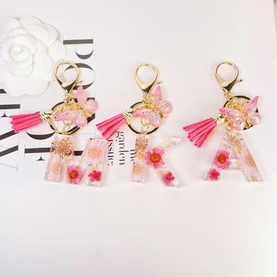 Personalized Pink Daisy Dried Flower Crystal Epoxy Keychain Gift ...