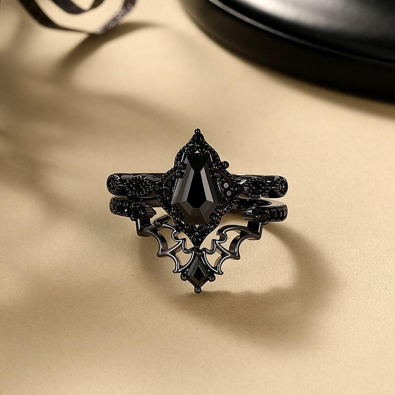 Jeulia Gothic Black Bat Wings Coffin Ring Set - Jeulia Jewelry