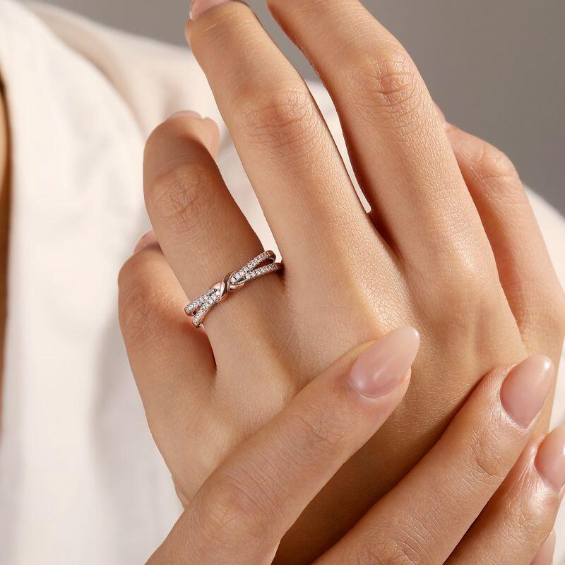 Jeulia Simple Two Tone Twist X Crossover Ring - Jeulia Jewelry